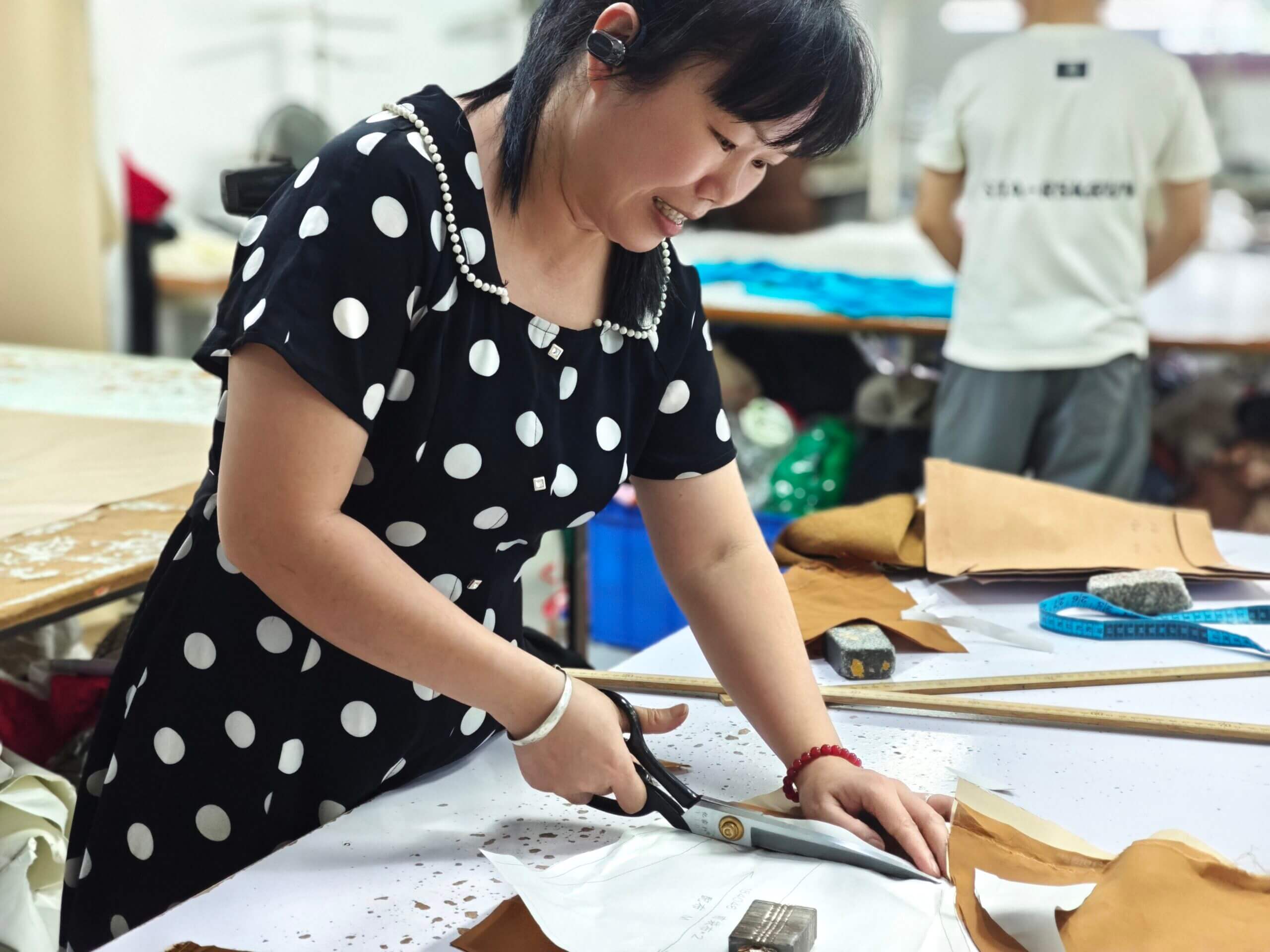 About Us - High-end Custom Clothing Manufacturer